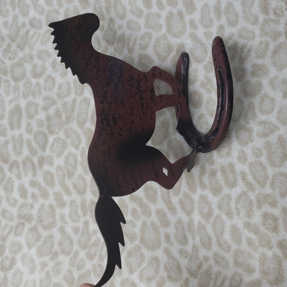 O Pony | Art | Metal Horse Silhouette Sculpture On O Pony Diamond ...